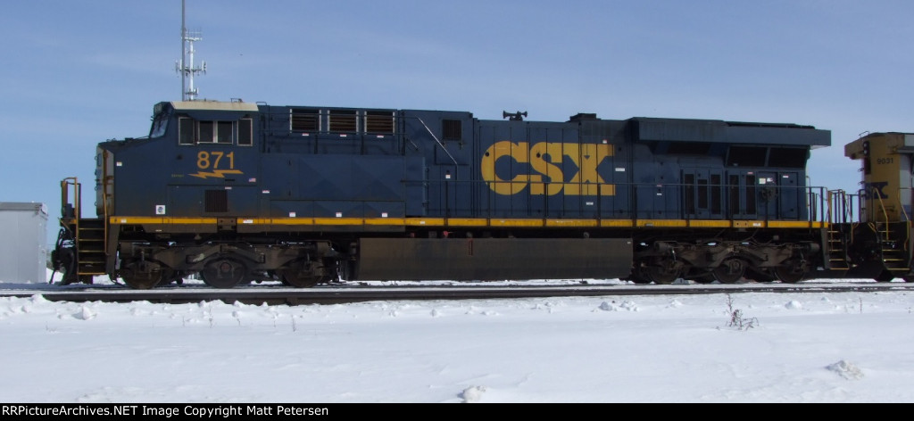 CSX 871